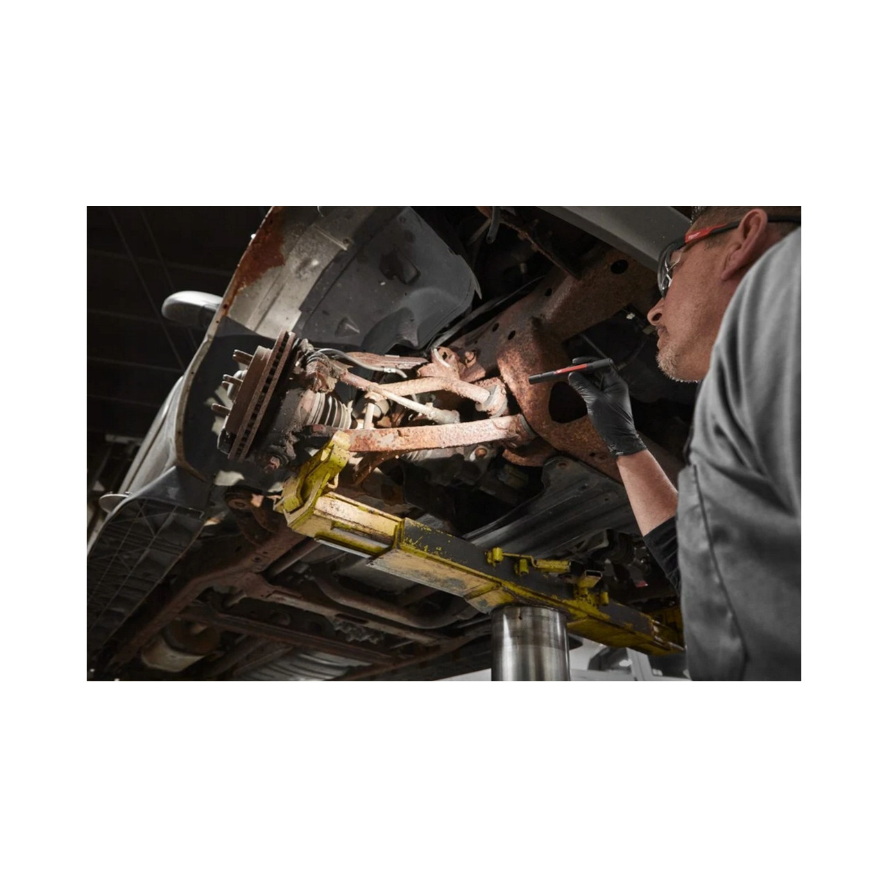 4933478705 IRPL250 LAMPA AKUMULATOROWA MILWAUKEE